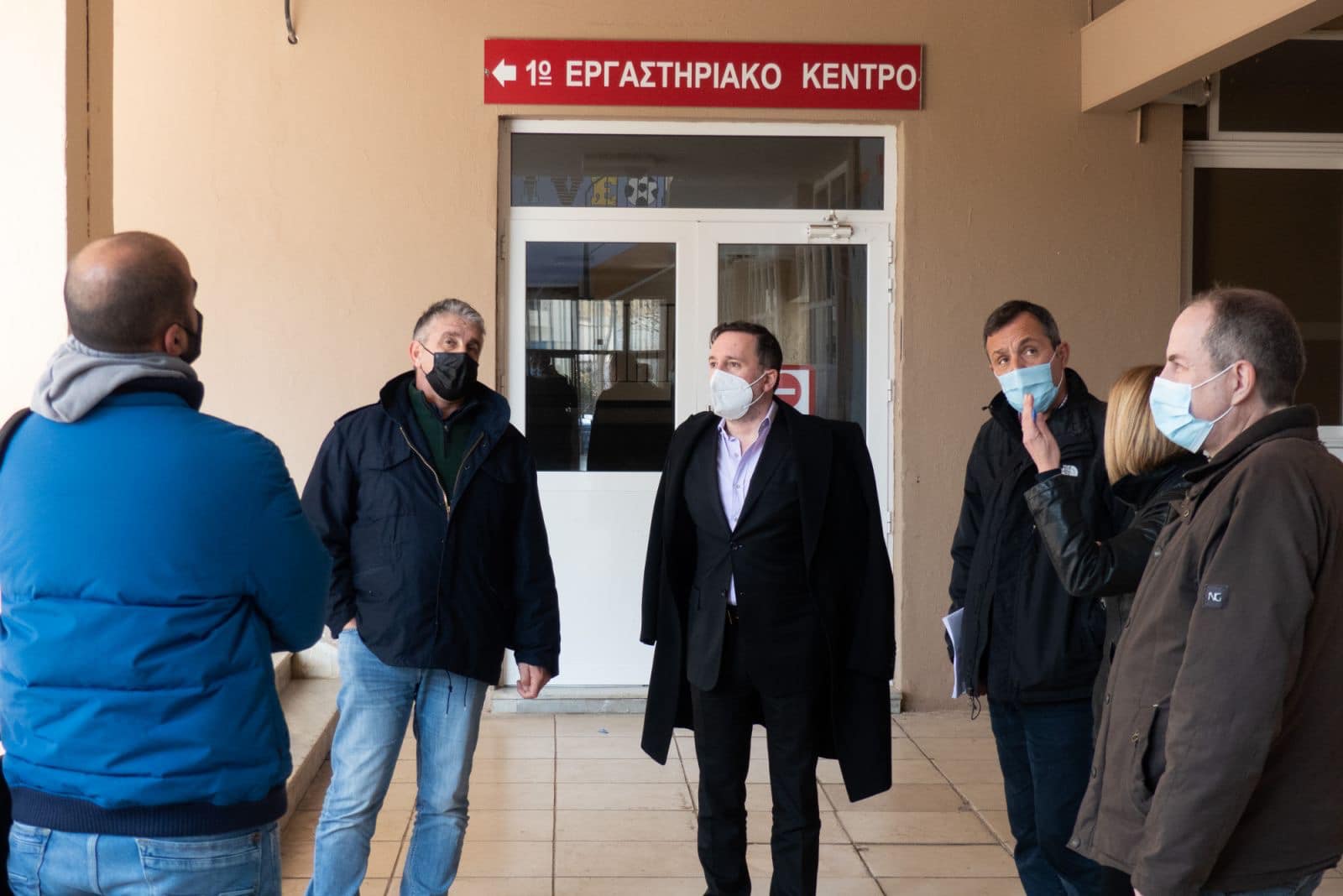 Το κτίριο που στεγάζει 1ο ΕΠΑΛ και Εσπερινό επισκέφθηκε ο Γ. Ζαμπούκης ...