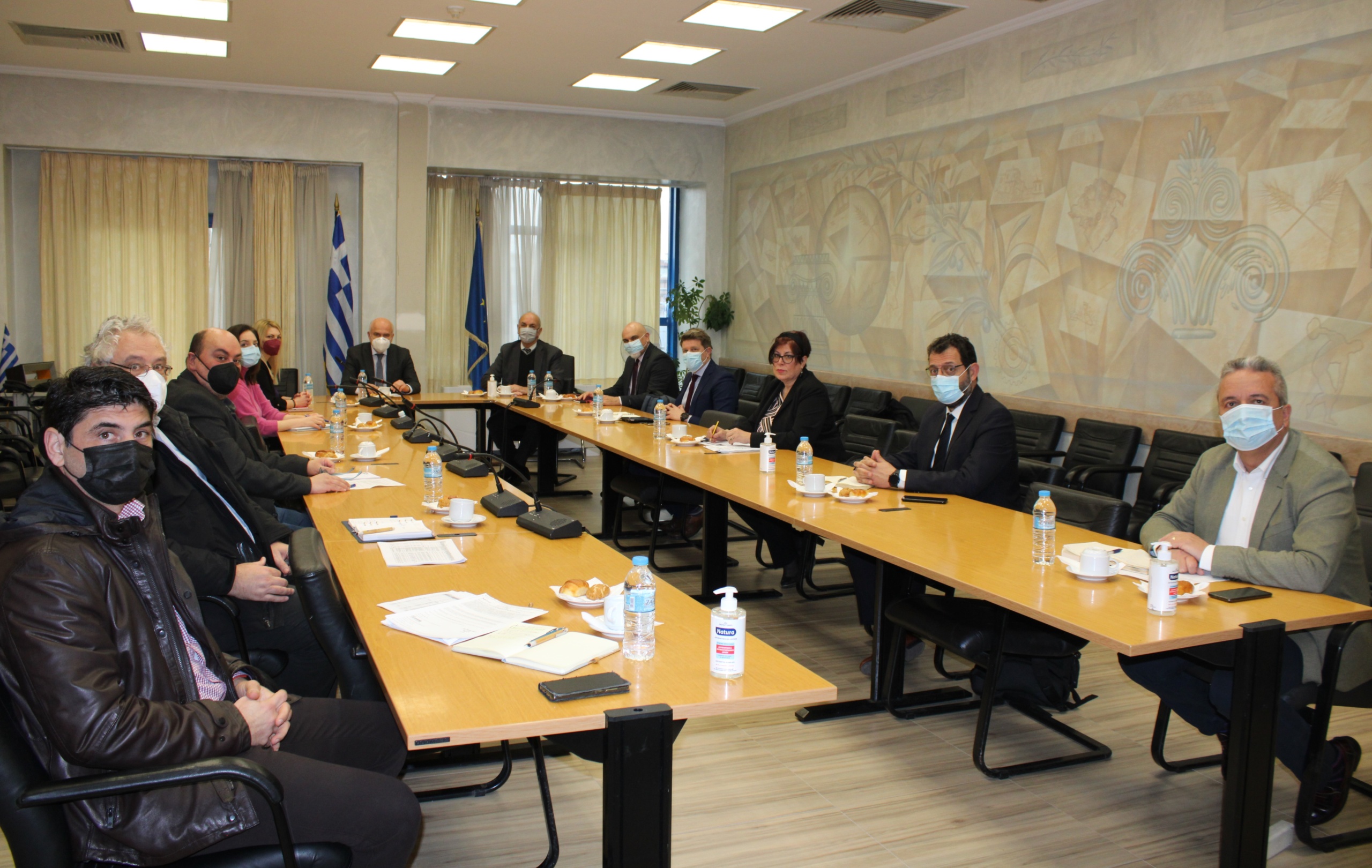 Σύσκεψη του Περιφερειάρχη ΑΜΘ με στελέχη του ΣΕΒ - Η ΓΝΩΜΗ