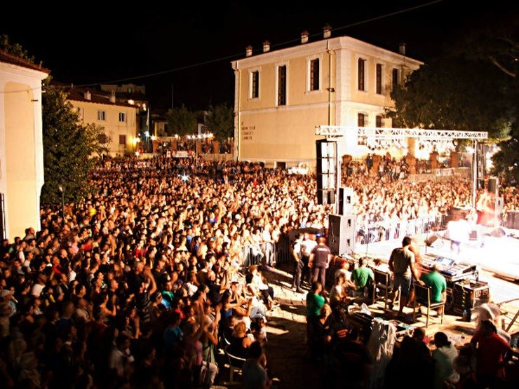 Η Ξάνθη φορά τα καλά της και υποδέχεται τις Γιορτές Παλιάς Πόλης - Η ΓΝΩΜΗ