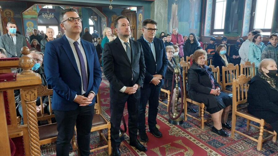 Αναβίωσε και φέτος στο Δημοτικό Διαμέρισμα Μαΐστρου το έθιμο «Τάξιμο ...