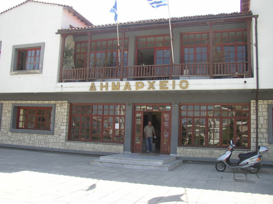 Επισφραγίστηκε η παραχώρηση του δημαρχείου του Διδυμοτείχου στο ΔΠΘ - Η ...
