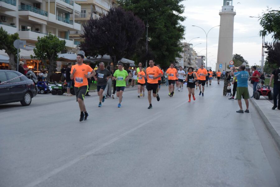 600 δρομείς από Ελλάδα και εξωτερικό, μαγεύτηκαν από τον 3ο Νυχτερινό ...