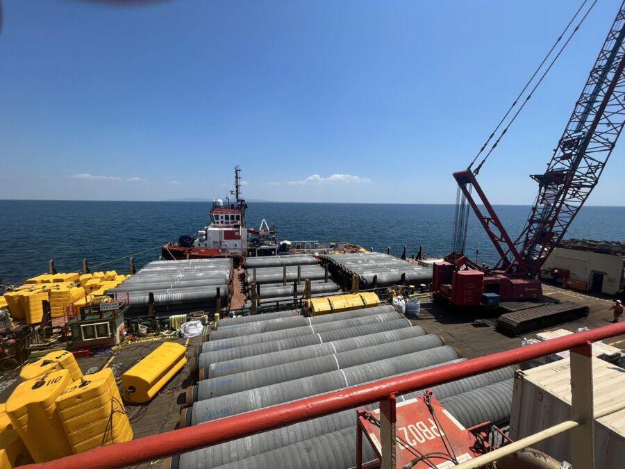 Καταγγελίες για απόρριψη λυμάτων μέσα στη θάλασσα από πλοίο που εκτελεί ...