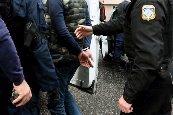 Εβρος: "Σήκωσαν" ηλεκτρικές συσκευές και εξοπλισμό από αποθήκη - Η ΓΝΩΜΗ